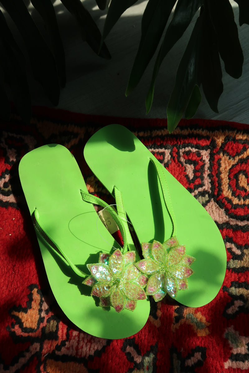 Deadstock Vintage Y2K Lime Green Sequin Flower Flip Flops – 2000s Glit ...